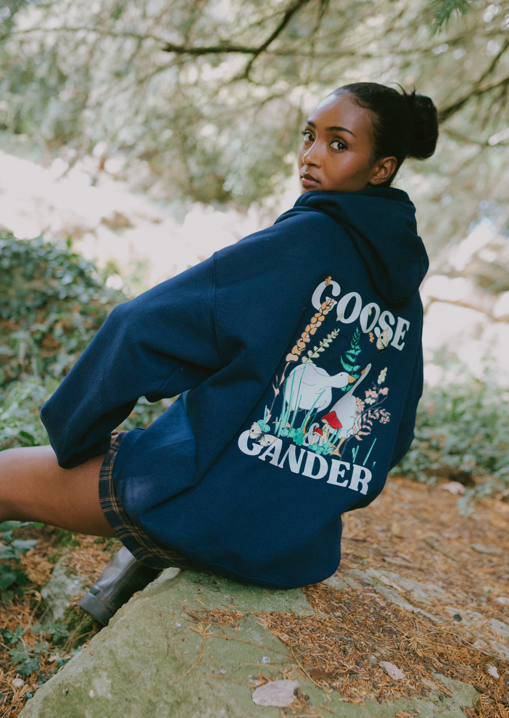 Unisex Woodland Goose Hoodie - Navy – Goose & Gander